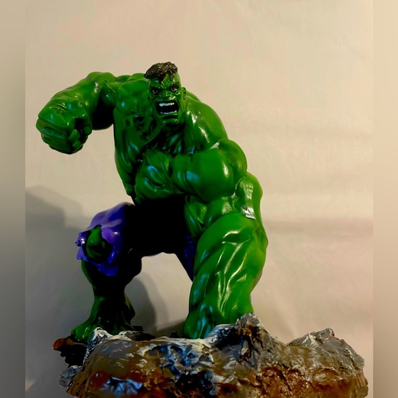 Other | Rare Custom Made Hulk Statue Collectible Resin | Poshmark